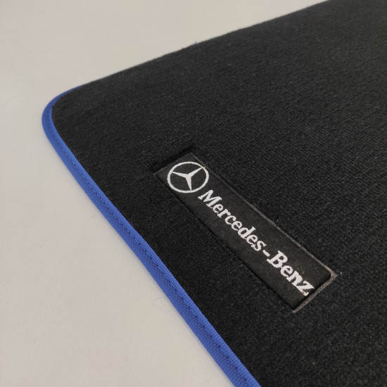 Mercedes benz floor mats store